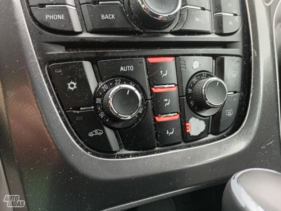 Balts Opel Astra 2012 Viļņa, ar dzinēja tilpumu 2.00 L un nobraukumu 430 tūkst. km par 1550 €, foto 28 vietnē AUTOMOTO.COM.LV