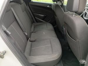 Balts Opel Astra 2012 Viļņa, ar dzinēja tilpumu 2.00 L un nobraukumu 430 tūkst. km par 1550 €, foto 31 vietnē AUTOMOTO.COM.LV
