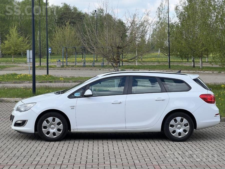 Balts Opel Astra 2013 Tukums, ar dzinēja tilpumu 1.70 L un nobraukumu 340 tūkst. km par 1400 €, foto 7 vietnē AUTOMOTO.COM.LV