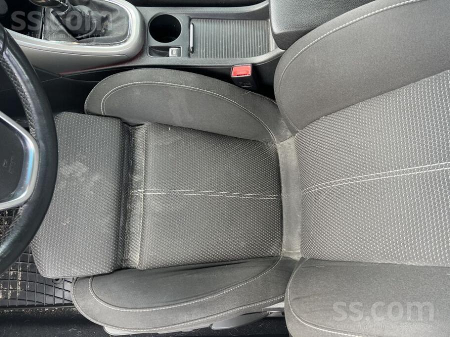 Balts Opel Astra 2013 Tukums, ar dzinēja tilpumu 1.70 L un nobraukumu 340 tūkst. km par 1400 €, foto 20 vietnē AUTOMOTO.COM.LV