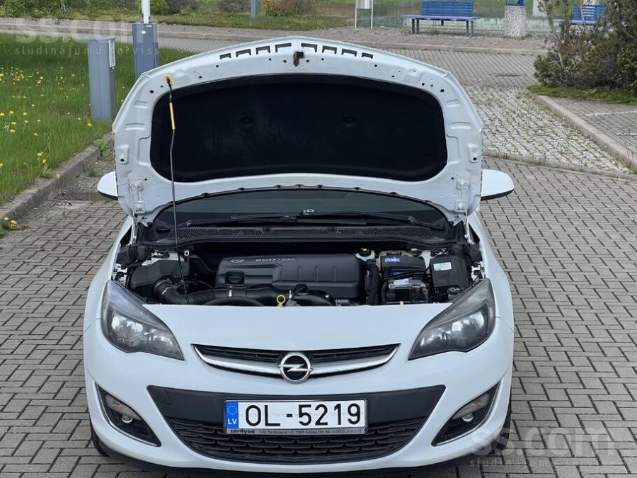 Balts Opel Astra 2013 Tukums, ar dzinēja tilpumu 1.70 L un nobraukumu 340 tūkst. km par 1400 €, foto 24 vietnē AUTOMOTO.COM.LV
