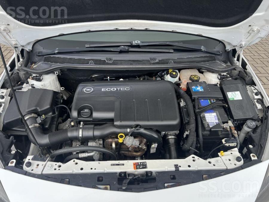 Balts Opel Astra 2013 Tukums, ar dzinēja tilpumu 1.70 L un nobraukumu 340 tūkst. km par 1400 €, foto 25 vietnē AUTOMOTO.COM.LV