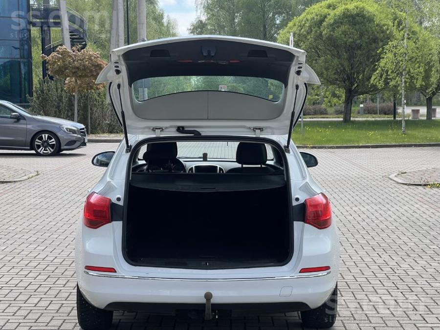 Balts Opel Astra 2013 Tukums, ar dzinēja tilpumu 1.70 L un nobraukumu 340 tūkst. km par 1400 €, foto 26 vietnē AUTOMOTO.COM.LV