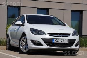 White Opel Astra 2013 in Tukums, with an engine capacity of 1.70 L and mileage of 248 thousand km for 3950 €, photo  on AUTOMOTO.COM.LV