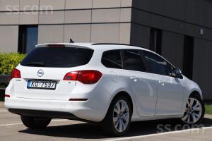 Balts Opel Astra 2013 Tukums, ar dzinēja tilpumu 1.70 L un nobraukumu 248 tūkst. km par 3950 €, foto 5 vietnē AUTOMOTO.COM.LV