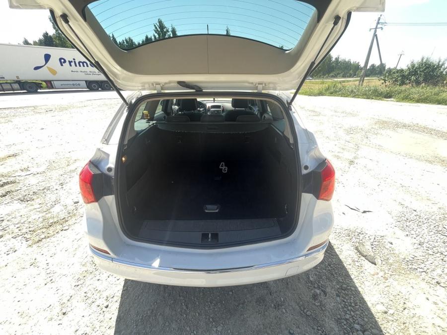 Balts Opel Astra 2013 Šauļi, ar dzinēja tilpumu 1.70 L un nobraukumu 300 tūkst. km par 1799 €, foto 7 vietnē AUTOMOTO.COM.LV