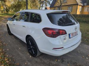 Balts Opel Astra 2013 Utena, ar dzinēja tilpumu 1.96 L un nobraukumu 289 tūkst. km par 2950 €, foto 6 vietnē AUTOMOTO.COM.LV