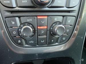 Balts Opel Astra 2013 Utena, ar dzinēja tilpumu 1.96 L un nobraukumu 289 tūkst. km par 2950 €, foto 17 vietnē AUTOMOTO.COM.LV