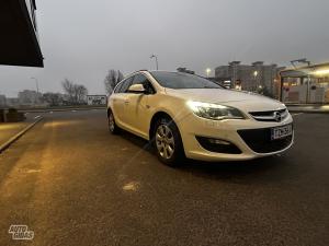 Balts Opel Astra 2014 Kauņa, ar dzinēja tilpumu 1.60 L un nobraukumu 318 tūkst. km par 3700 €, foto 2 vietnē AUTOMOTO.COM.LV