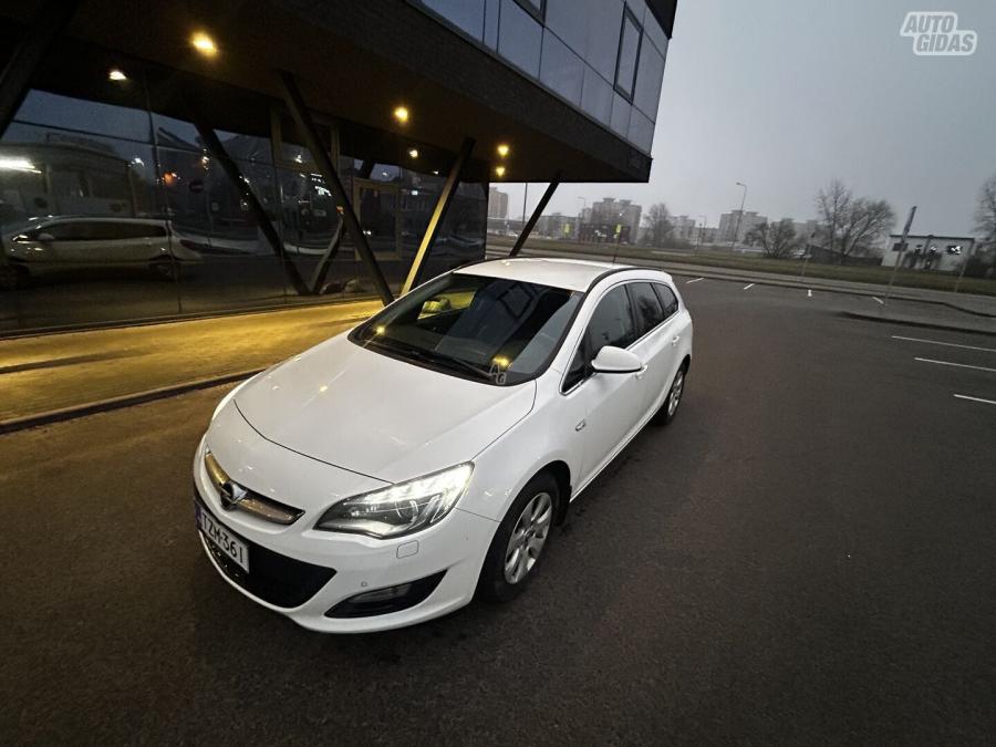 Balts Opel Astra 2014 Kauņa, ar dzinēja tilpumu 1.60 L un nobraukumu 318 tūkst. km par 3700 €, foto 5 vietnē AUTOMOTO.COM.LV