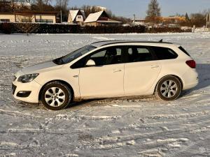 Balts Opel Astra 2014 Ukmergė, ar dzinēja tilpumu 1.69 L un nobraukumu 212 tūkst. km par 3700 €, foto 5 vietnē AUTOMOTO.COM.LV