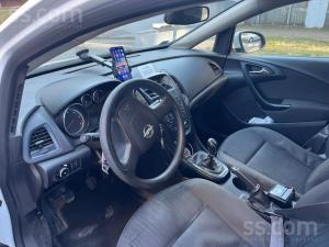 Balts Opel Astra 2014 Rīga, ar dzinēja tilpumu 1.70 L un nobraukumu 0 tūkst. km par 1199 €, foto 6 vietnē AUTOMOTO.COM.LV