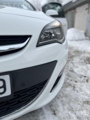 Белый Опель Астра 2014 в Екабпилс, объемом двигателя 1.70 л и пробегом 210 тыс. км за 3900 €, фото 15 на AUTOMOTO.COM.LV