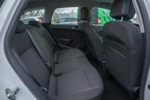 Balts Opel Astra 2014 Liepāja, ar dzinēja tilpumu 1.70 L un nobraukumu 241 tūkst. km par 6250 €, foto 12 vietnē AUTOMOTO.COM.LV
