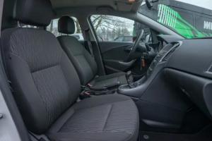 Balts Opel Astra 2014 Liepāja, ar dzinēja tilpumu 1.70 L un nobraukumu 241 tūkst. km par 6250 €, foto 13 vietnē AUTOMOTO.COM.LV