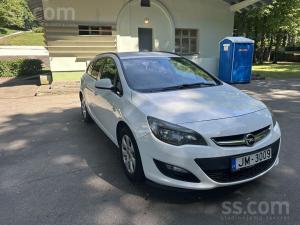 Balts Opel Astra 2014 Rīga, ar dzinēja tilpumu 1.70 L un nobraukumu 328 tūkst. km par 1350 €, foto 4 vietnē AUTOMOTO.COM.LV