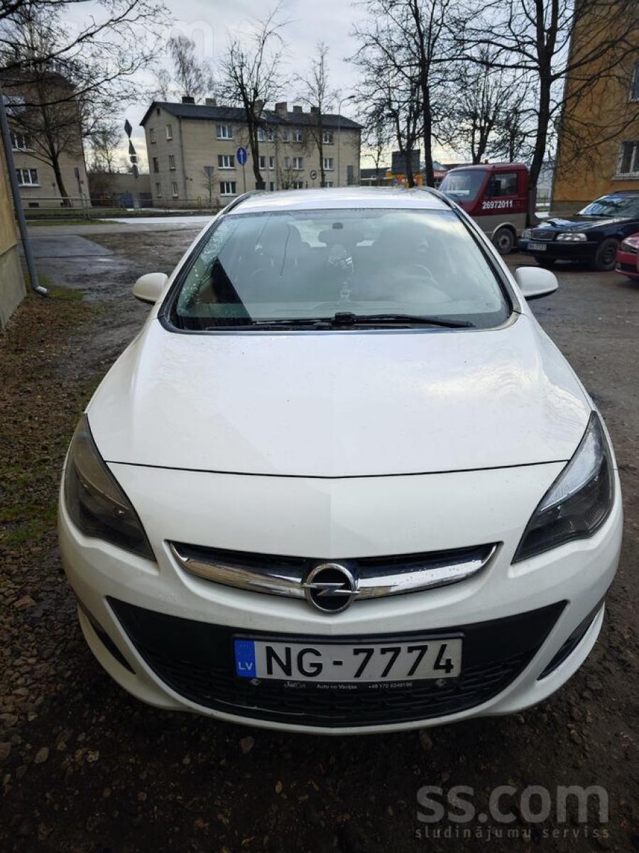 Balts Opel Astra 2015 Jelgava, ar dzinēja tilpumu 1.60 L un nobraukumu 265 tūkst. km par 3450 €, foto 1 vietnē AUTOMOTO.COM.LV