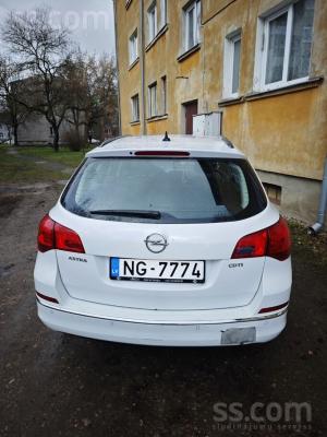 Balts Opel Astra 2015 Jelgava, ar dzinēja tilpumu 1.60 L un nobraukumu 265 tūkst. km par 3450 €, foto 3 vietnē AUTOMOTO.COM.LV