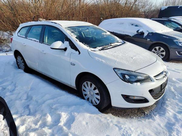 Balts Opel Astra 2015 Vilkaviškis, ar dzinēja tilpumu 1.60 L un nobraukumu 285 tūkst. km par 1999 €, foto 3 vietnē AUTOMOTO.COM.LV