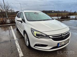 White Opel Astra 2016 in Ogre, with an engine capacity of 1.60 L and mileage of 278 thousand km for 6150 €, photo 4 on AUTOMOTO.COM.LV