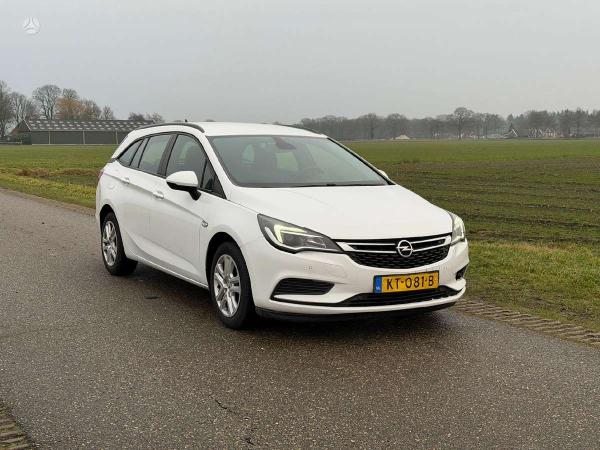 Balts Opel Astra 2016 Klaipėda, ar dzinēja tilpumu 1.60 L un nobraukumu 250 tūkst. km par 4300 €, foto 1 vietnē AUTOMOTO.COM.LV