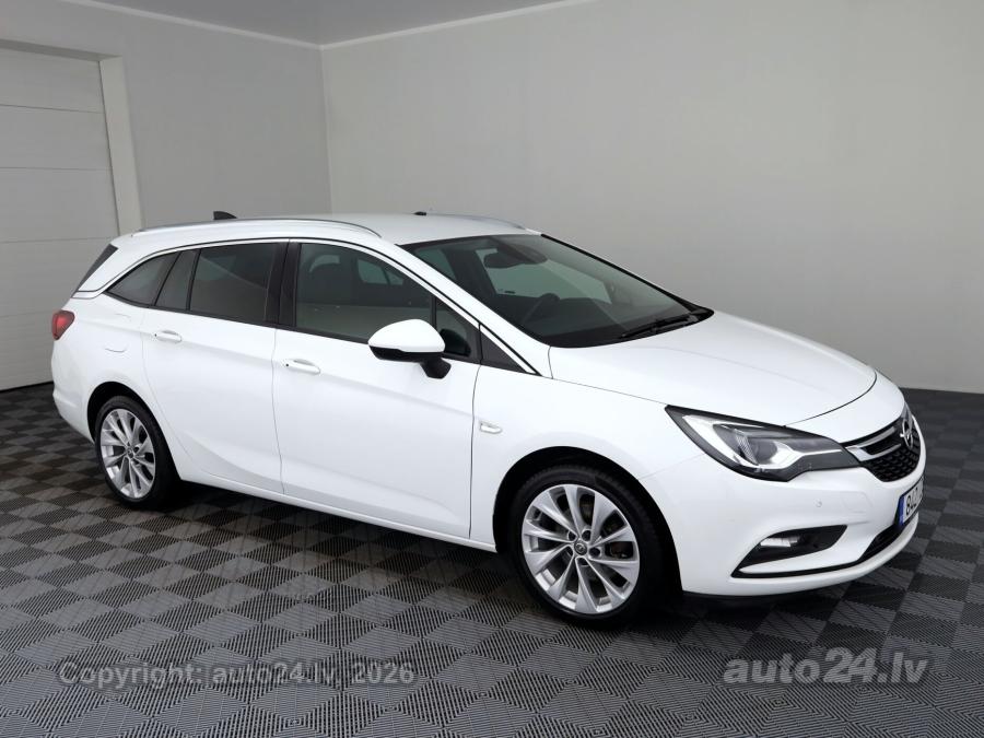 White Opel Astra 2016 in Tallinn, with an engine capacity of 1.60 L and mileage of 274 thousand km for 4999 €, photo 1 on AUTOMOTO.COM.LV