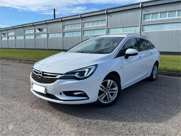 White Opel Astra 2016 in Taurage, with an engine capacity of 1.00 L and mileage of 188 thousand km for 4900 €, photo 1 on AUTOMOTO.COM.LV