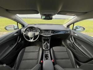 White Opel Astra 2016 in Taurage, with an engine capacity of 1.00 L and mileage of 188 thousand km for 4900 €, photo 12 on AUTOMOTO.COM.LV