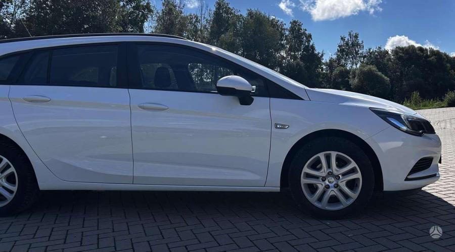 Balts Opel Astra 2016 Utena, ar dzinēja tilpumu 1.00 L un nobraukumu 216 tūkst. km par 4950 €, foto 14 vietnē AUTOMOTO.COM.LV