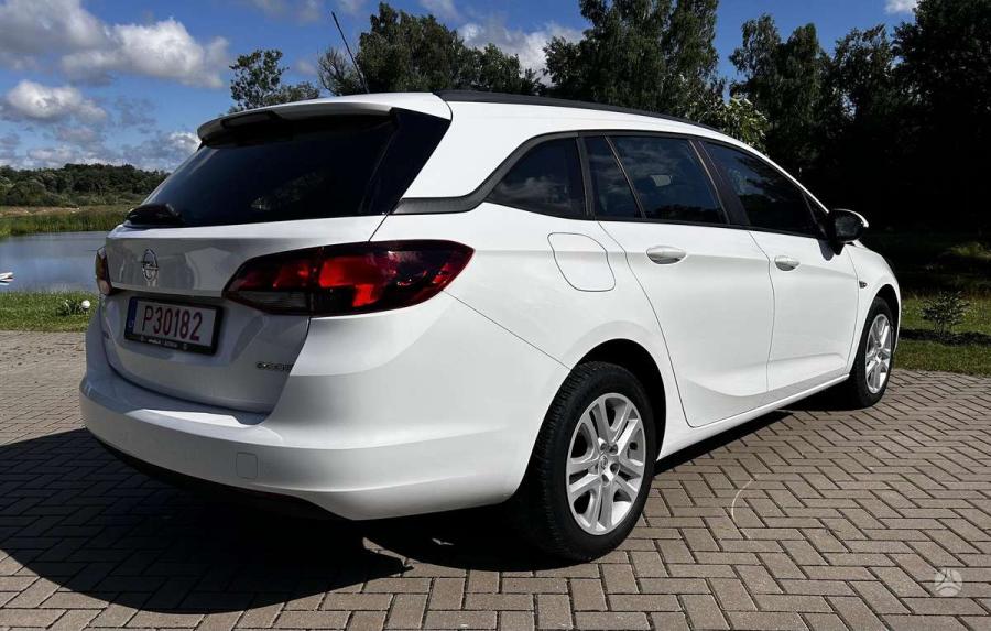 Balts Opel Astra 2016 Utena, ar dzinēja tilpumu 1.00 L un nobraukumu 216 tūkst. km par 4950 €, foto 18 vietnē AUTOMOTO.COM.LV