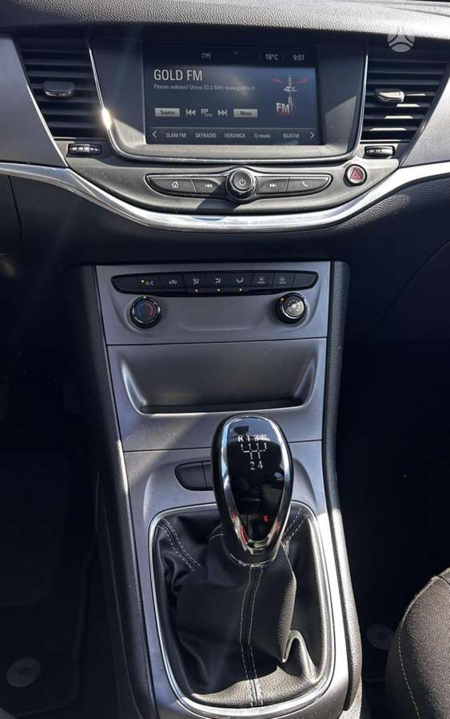 Balts Opel Astra 2016 Utena, ar dzinēja tilpumu 1.00 L un nobraukumu 216 tūkst. km par 4950 €, foto 24 vietnē AUTOMOTO.COM.LV
