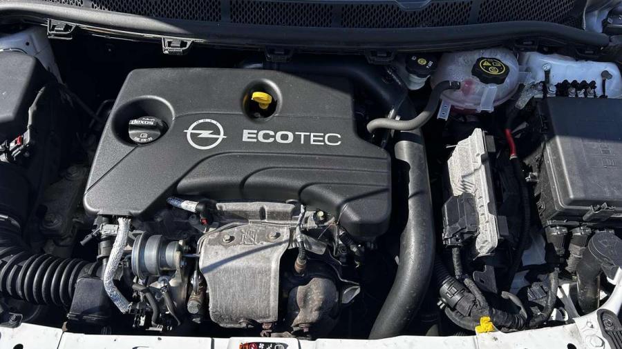 Balts Opel Astra 2016 Utena, ar dzinēja tilpumu 1.00 L un nobraukumu 216 tūkst. km par 4950 €, foto 29 vietnē AUTOMOTO.COM.LV