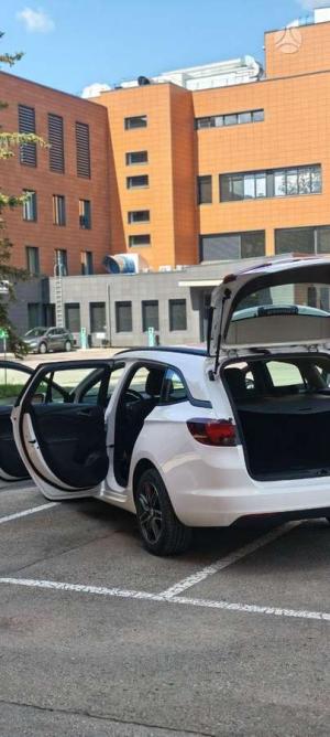 Balts Opel Astra 2016 Viļņa, ar dzinēja tilpumu 1.60 L un nobraukumu 253 tūkst. km par 4900 €, foto 9 vietnē AUTOMOTO.COM.LV