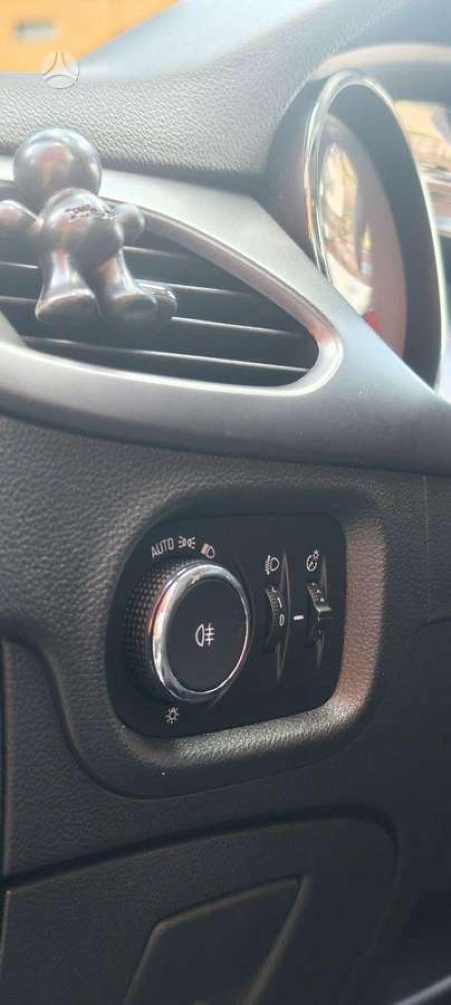 Balts Opel Astra 2016 Viļņa, ar dzinēja tilpumu 1.60 L un nobraukumu 253 tūkst. km par 4900 €, foto 19 vietnē AUTOMOTO.COM.LV