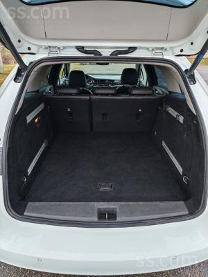 White Opel Astra 2016 in Riga, with an engine capacity of 1.60 L and mileage of 290 thousand km for 4950 €, photo 8 on AUTOMOTO.COM.LV