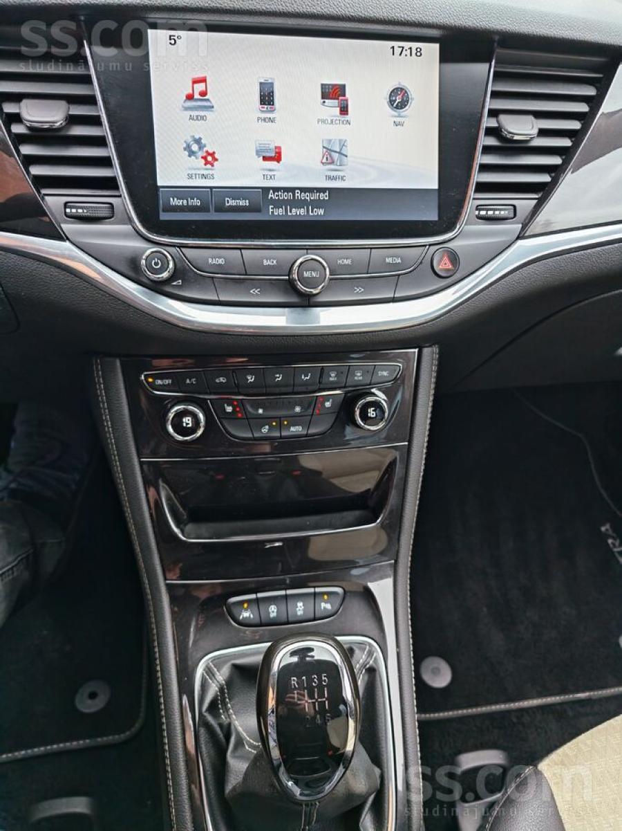 White Opel Astra 2016 in Riga, with an engine capacity of 1.60 L and mileage of 290 thousand km for 4950 €, photo 10 on AUTOMOTO.COM.LV
