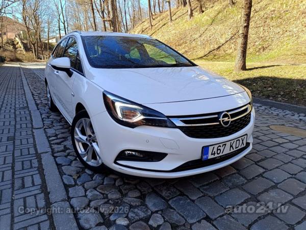 White Opel Astra 2017 in Tartu, with an engine capacity of 1.60 L and mileage of 267 thousand km for 7399 €, photo 2 on AUTOMOTO.COM.LV