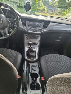 Balts Opel Astra 2017 Rīga, ar dzinēja tilpumu 1.60 L un nobraukumu 157 tūkst. km par 4000 €, foto 5 vietnē AUTOMOTO.COM.LV