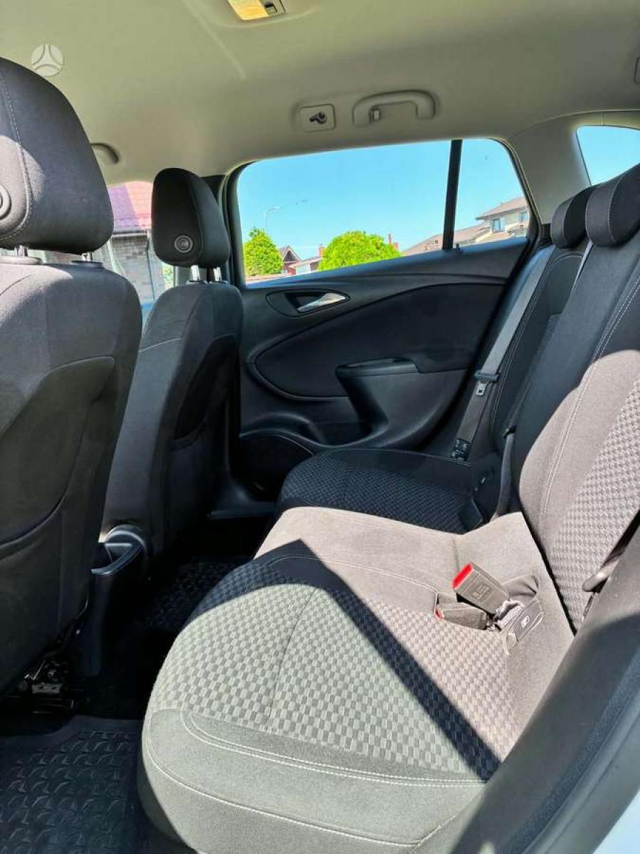 Balts Opel Astra 2017 Jonava, ar dzinēja tilpumu 1.60 L un nobraukumu 188 tūkst. km par 4499 €, foto 6 vietnē AUTOMOTO.COM.LV
