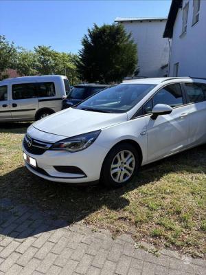 Balts Opel Astra 2017 Jonava, ar dzinēja tilpumu 1.60 L un nobraukumu 188 tūkst. km par 4499 €, foto 19 vietnē AUTOMOTO.COM.LV