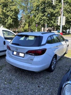 Balts Opel Astra 2017 Jonava, ar dzinēja tilpumu 1.60 L un nobraukumu 188 tūkst. km par 4499 €, foto 21 vietnē AUTOMOTO.COM.LV