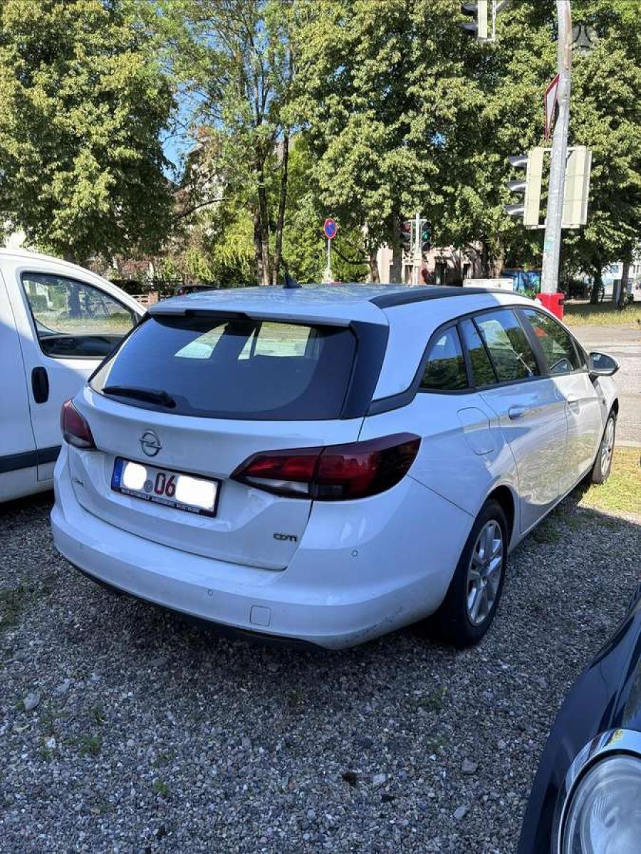 Balts Opel Astra 2017 Jonava, ar dzinēja tilpumu 1.60 L un nobraukumu 188 tūkst. km par 4499 €, foto 21 vietnē AUTOMOTO.COM.LV