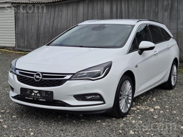 White Opel Astra 2017 in Riga, with an engine capacity of 1.60 L and mileage of 172 thousand km for 5790 €, photo 6 on AUTOMOTO.COM.LV