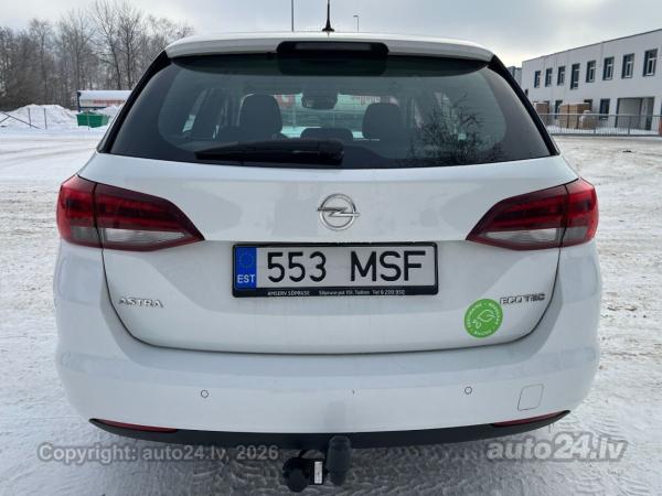White Opel Astra 2018 in Tallinn, with an engine capacity of 1.40 L and mileage of 172 thousand km for 8500 €, photo 4 on AUTOMOTO.COM.LV