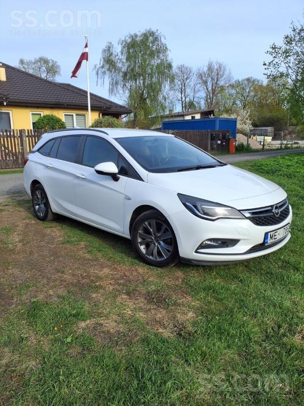 Balts Opel Astra 2018 Rīga, ar dzinēja tilpumu 1.60 L un nobraukumu 242 tūkst. km par 4999 €, foto 3 vietnē AUTOMOTO.COM.LV