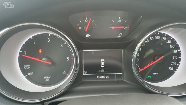 White Opel Astra 2018 in Silute, with an engine capacity of 1.60 L and mileage of 172 thousand km for 6300 €, photo 8 on AUTOMOTO.COM.LV