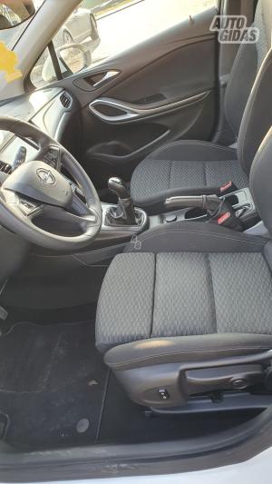Balts Opel Astra 2018 Šilutė, ar dzinēja tilpumu 1.60 L un nobraukumu 172 tūkst. km par 6300 €, foto 13 vietnē AUTOMOTO.COM.LV