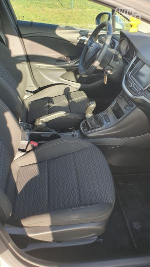 Balts Opel Astra 2018 Šilutė, ar dzinēja tilpumu 1.60 L un nobraukumu 172 tūkst. km par 6300 €, foto 14 vietnē AUTOMOTO.COM.LV