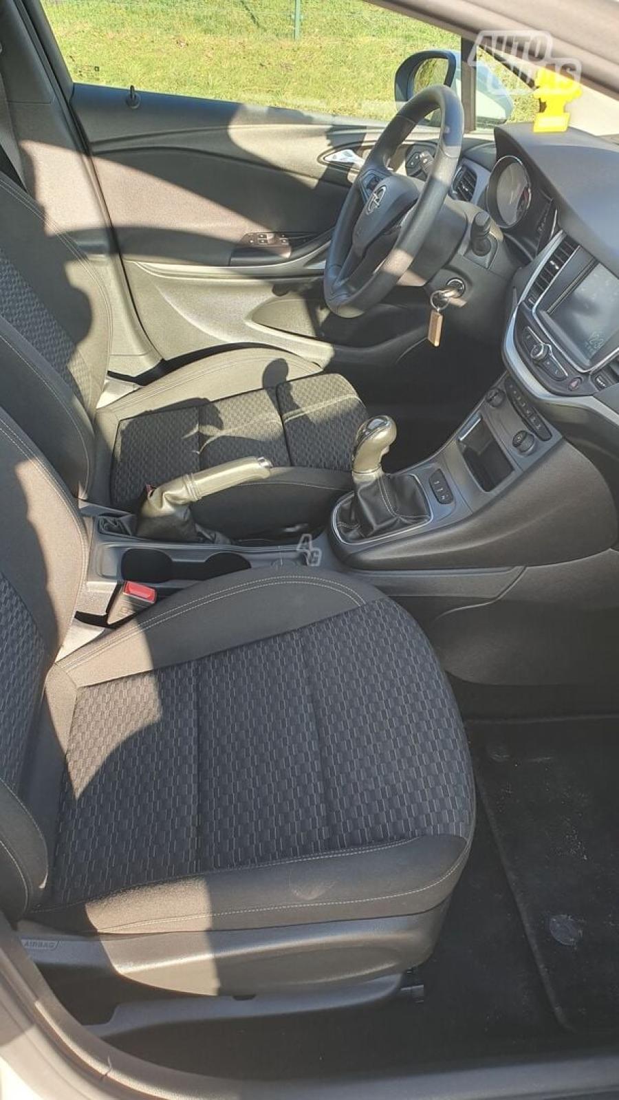 Balts Opel Astra 2018 Šilutė, ar dzinēja tilpumu 1.60 L un nobraukumu 172 tūkst. km par 6300 €, foto 14 vietnē AUTOMOTO.COM.LV