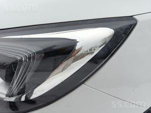 White Opel Astra 2018 in Limbazi, with an engine capacity of 1.60 L and mileage of 250 thousand km for 6600 €, photo 9 on AUTOMOTO.COM.LV